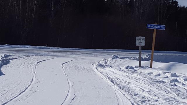 Gowganda Lake tour - Main Clubhouse - Ontario Conditions